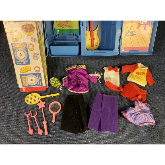 Knickerbocker | Toys | Vintage 983 Knickerbocker Snoopy Belle Show N Go ...